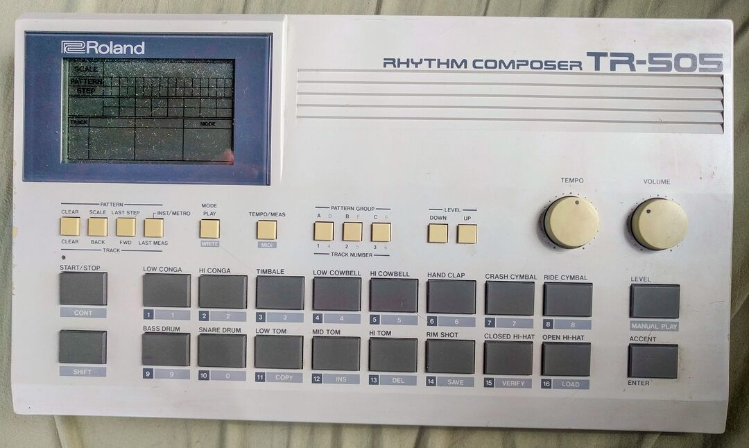 Roland TR-505 - Noisebridge